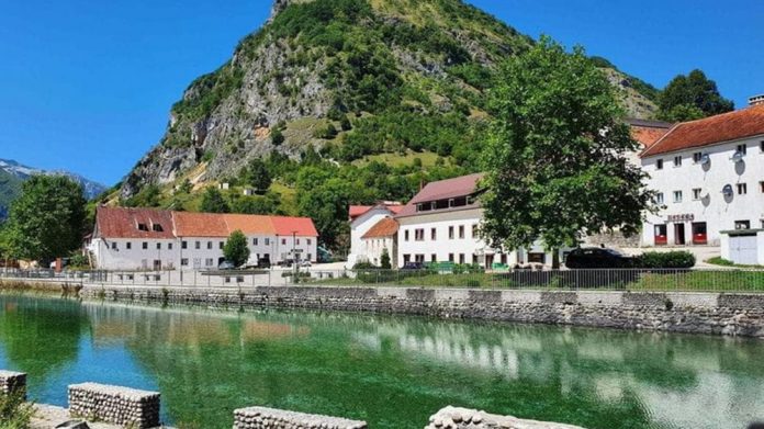 U Šavniku otvorena biračka mjesta | Skala radio